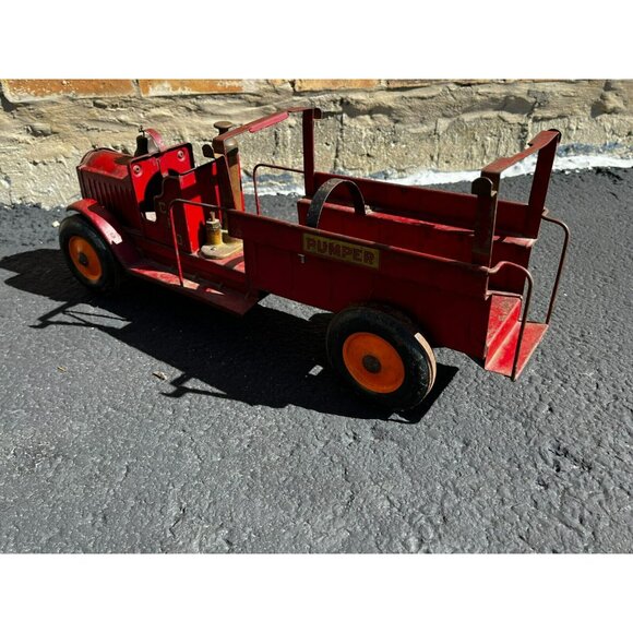 Structo | Toys | Antique 93s Structo Fire Engine Pumper Truck Pressed ...